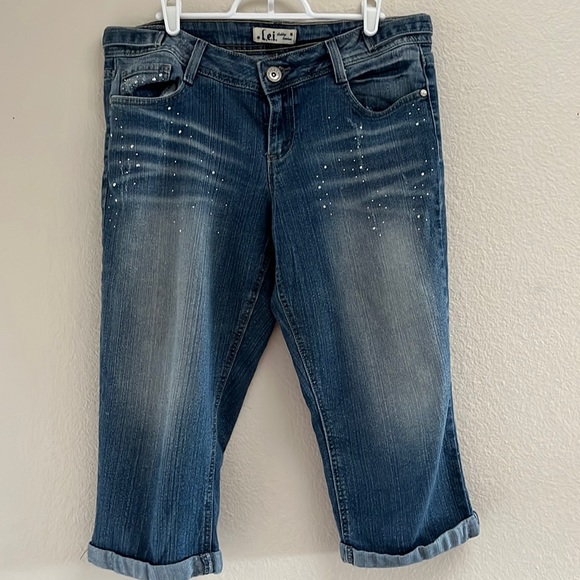 lei | Pants & Jumpsuits | Lei Ashley Louise Denim Cuffed Capri Sparkle ...